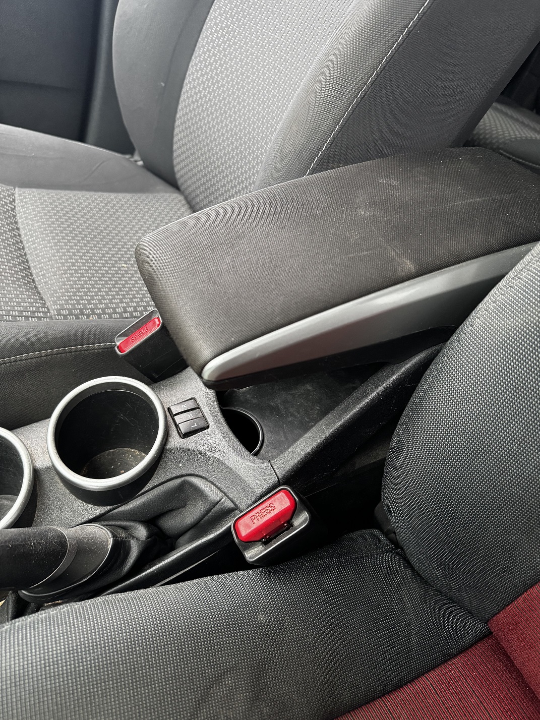 2025.12.03 Toyota Verso SKYVIEW FACELIFT 2.0 D-4D – RST Toyota alkatrész